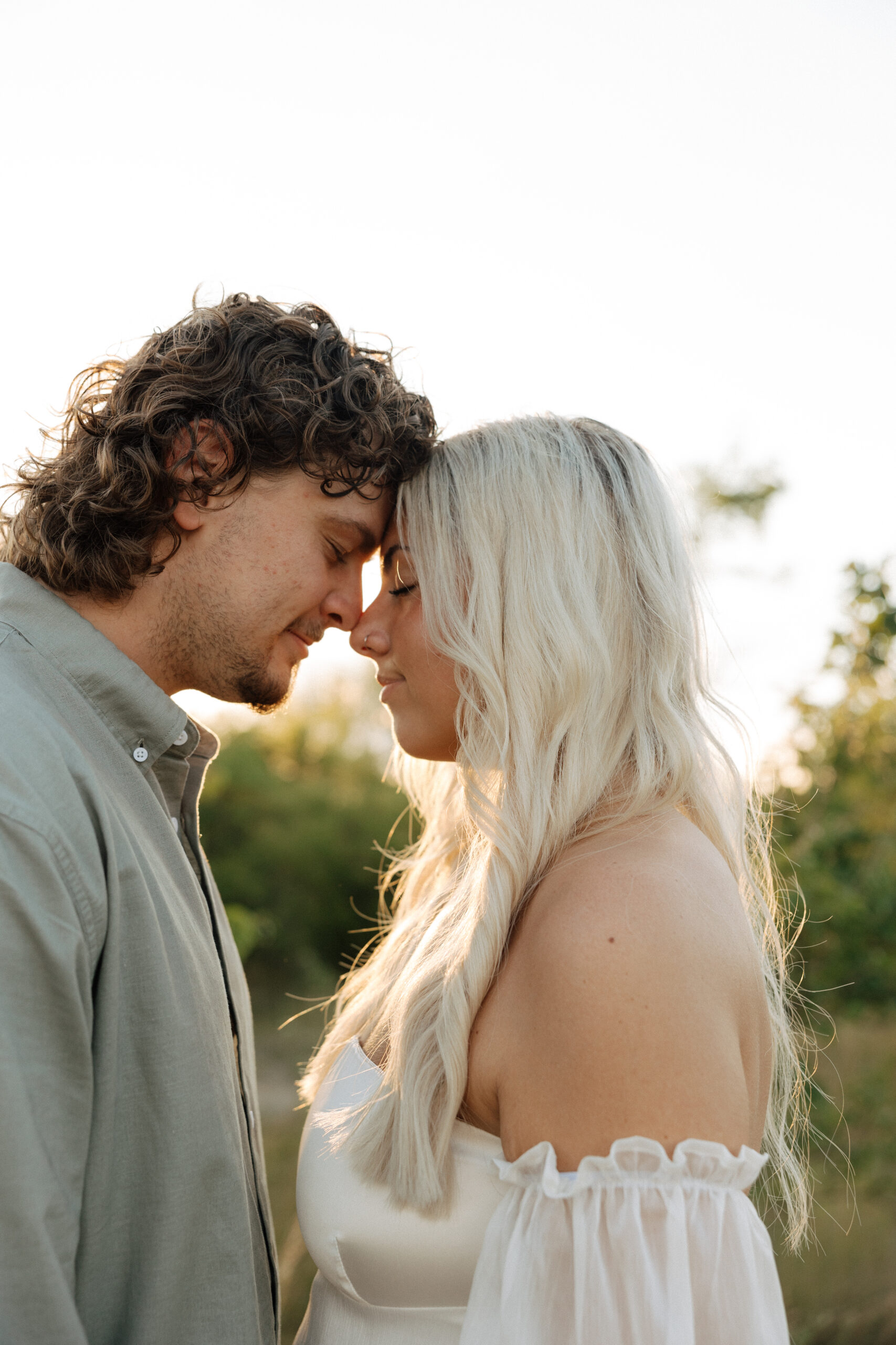 What do engagement sessions with Megan Badia Photography look like ...