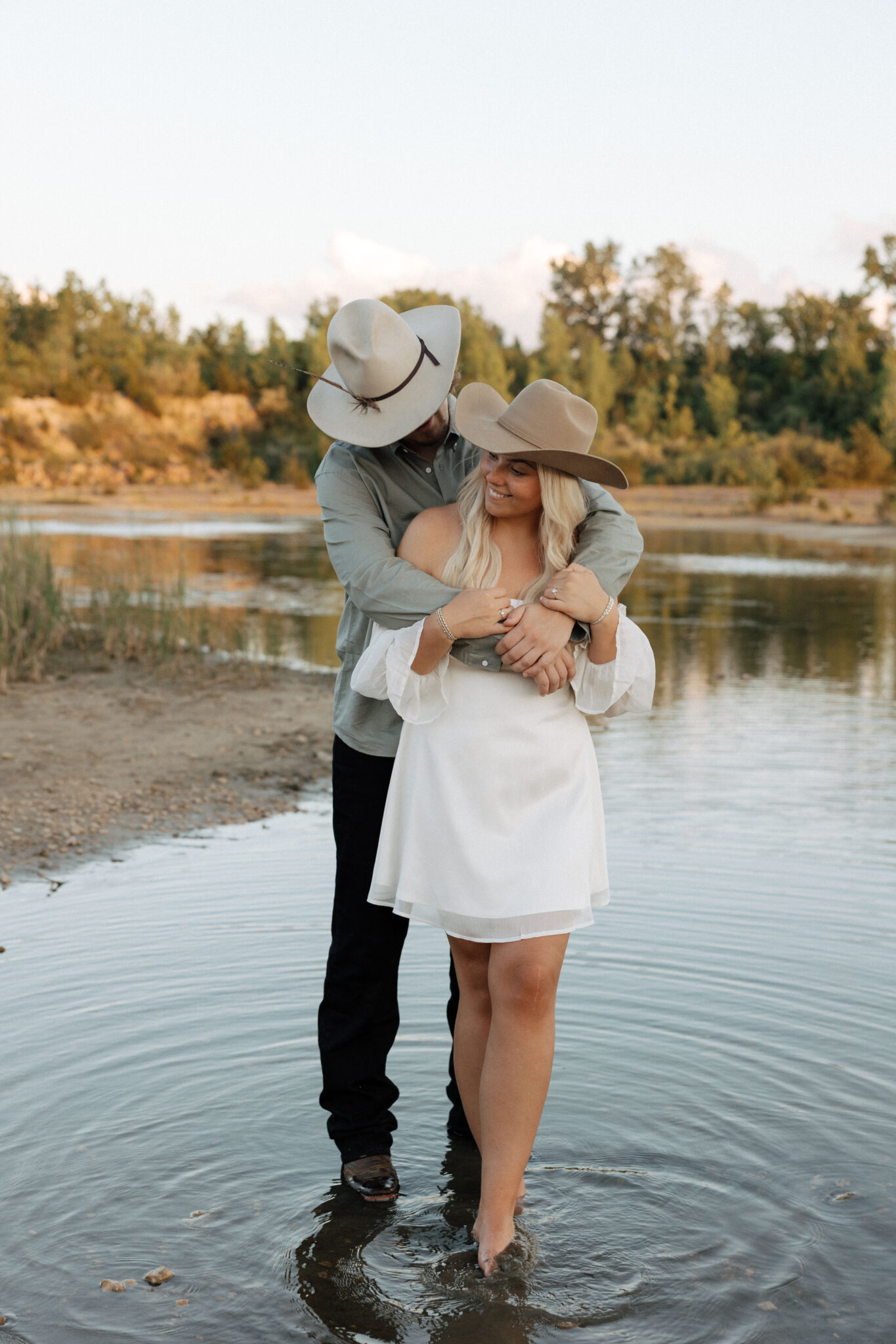 What do engagement sessions with Megan Badia Photography look like ...